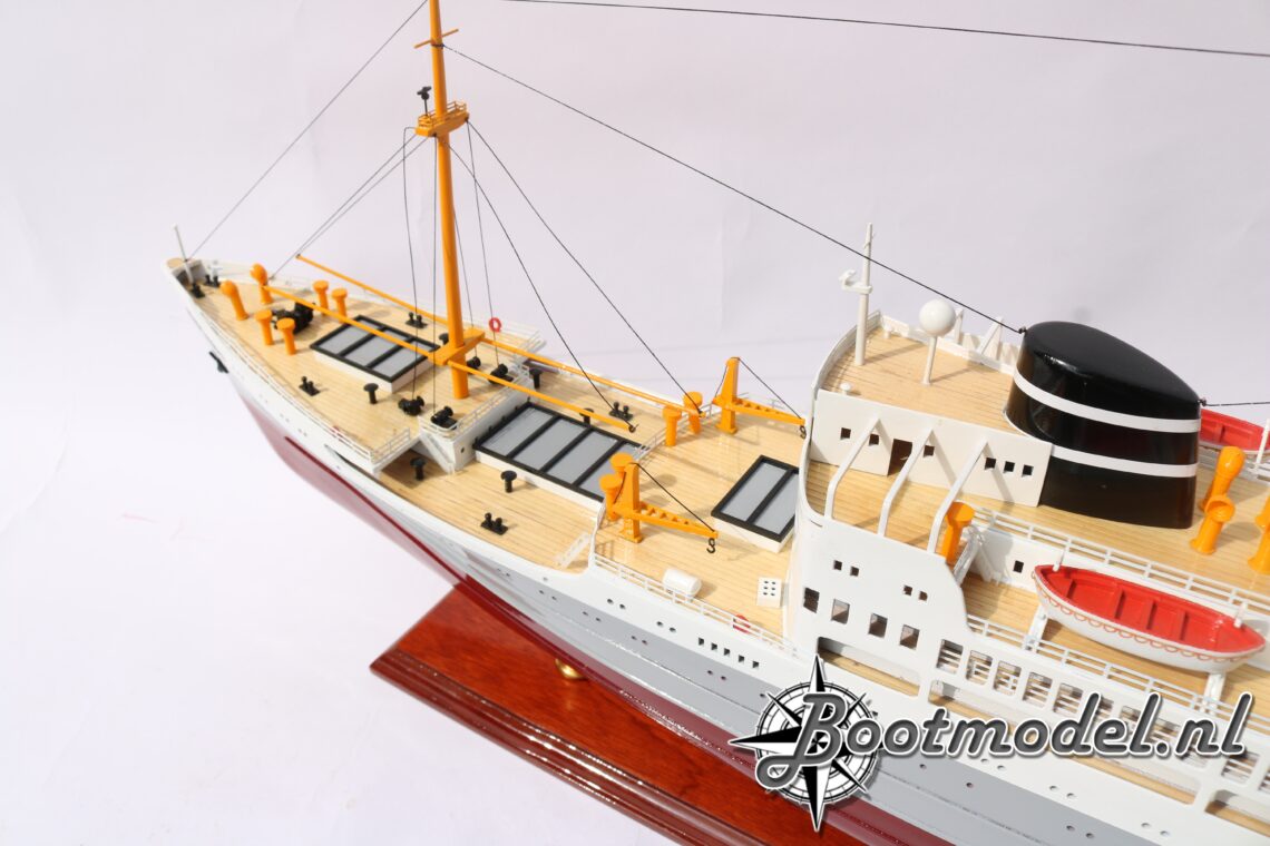 Oranje Nassau scheepsmodel - Bootmodel.nl