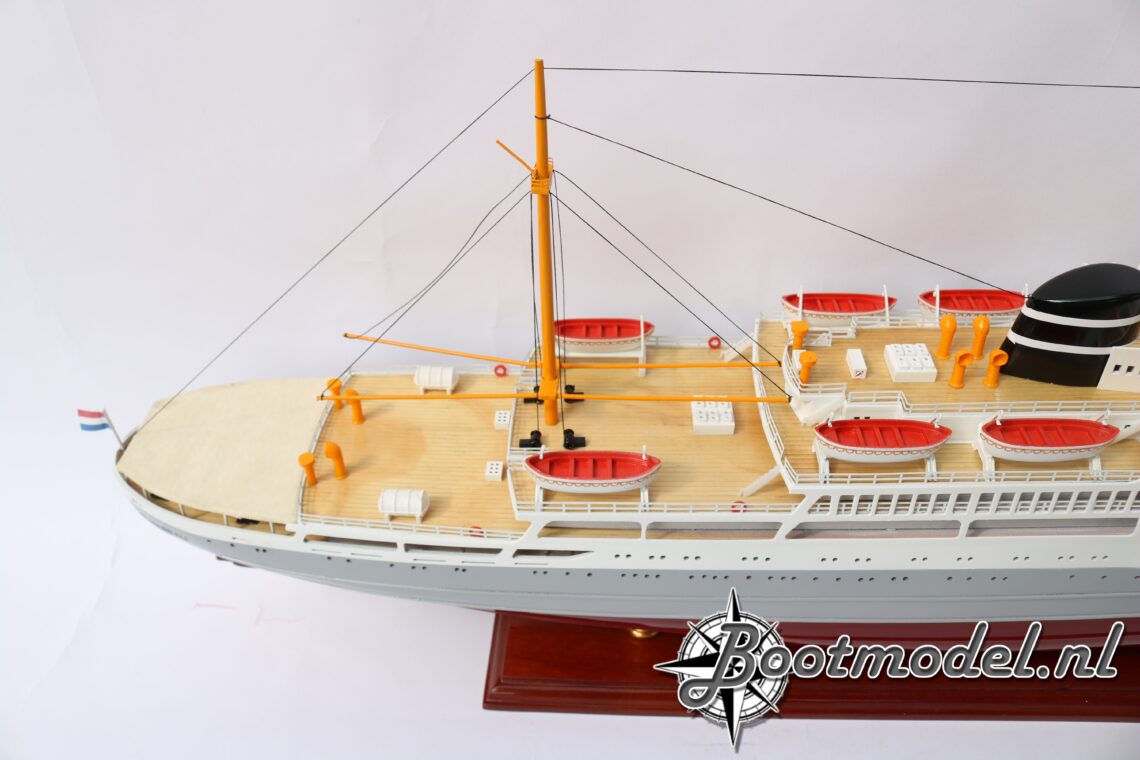 Oranje Nassau scheepsmodel - Bootmodel.nl