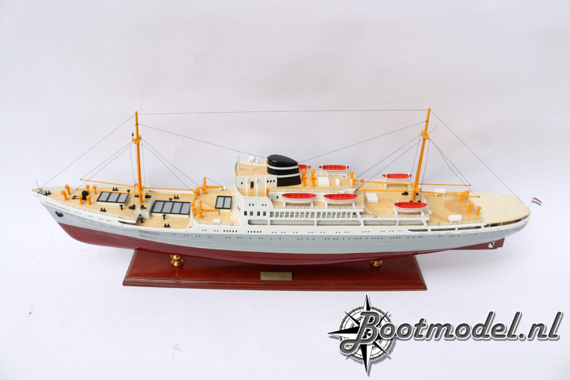 Oranje Nassau scheepsmodel - Bootmodel.nl